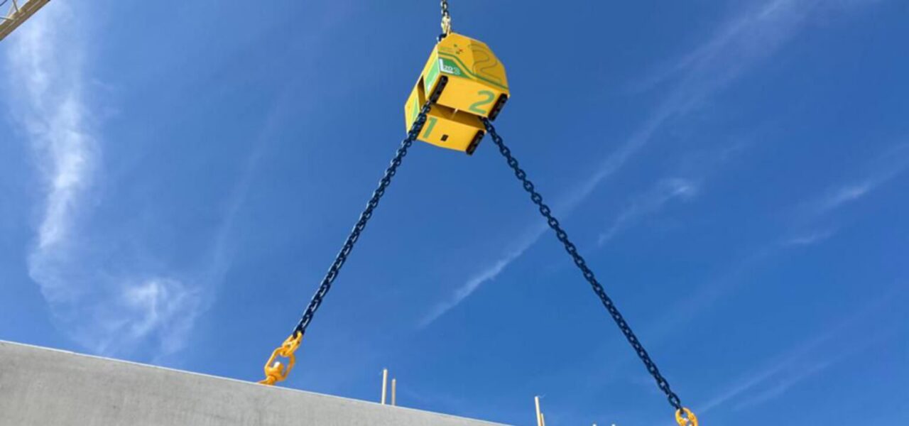 Ganterud - Auto Levelling Yoke - Hoistech