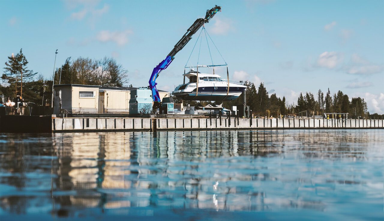 AlueX Beams - Hoistech